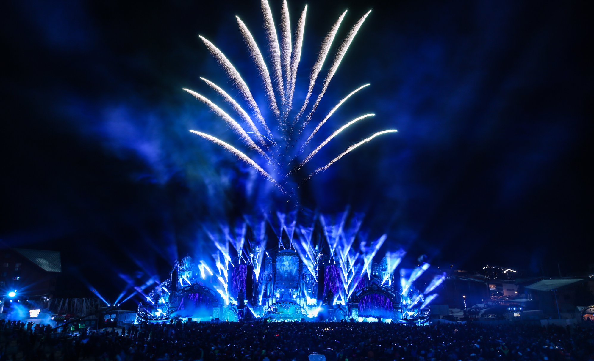 Assista A Apresentação Completa De Armin Van Burren No Tomorrowland